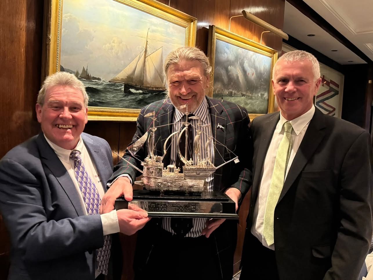 Yacht of the year awarded to Gladiator - Chinese